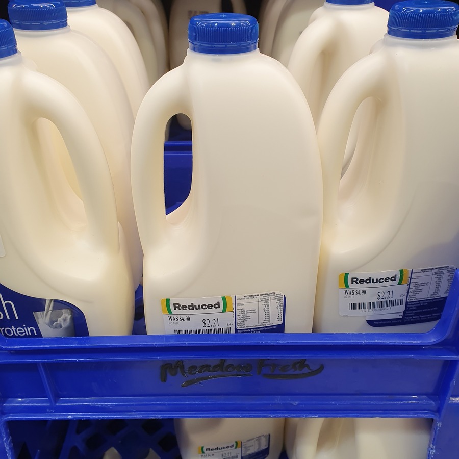 A2 2L Fresha Valley $2.21 @ Countdown Lower Hutt - ChoiceCheapies